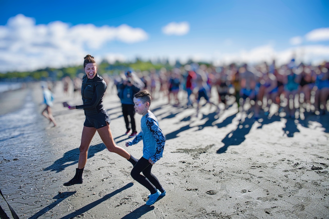 Jill and Eddie Vedder gathered good people for a good cause on Alki Beach | Westside Seattle